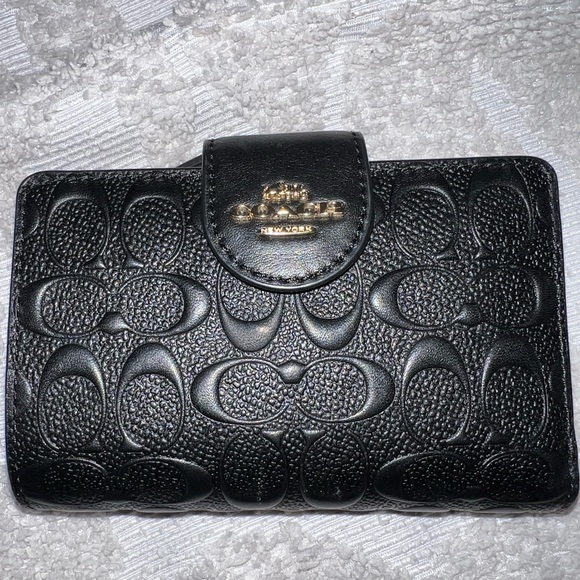 Coach | Bags | Coach Tabby Medium Wallet | Poshmark